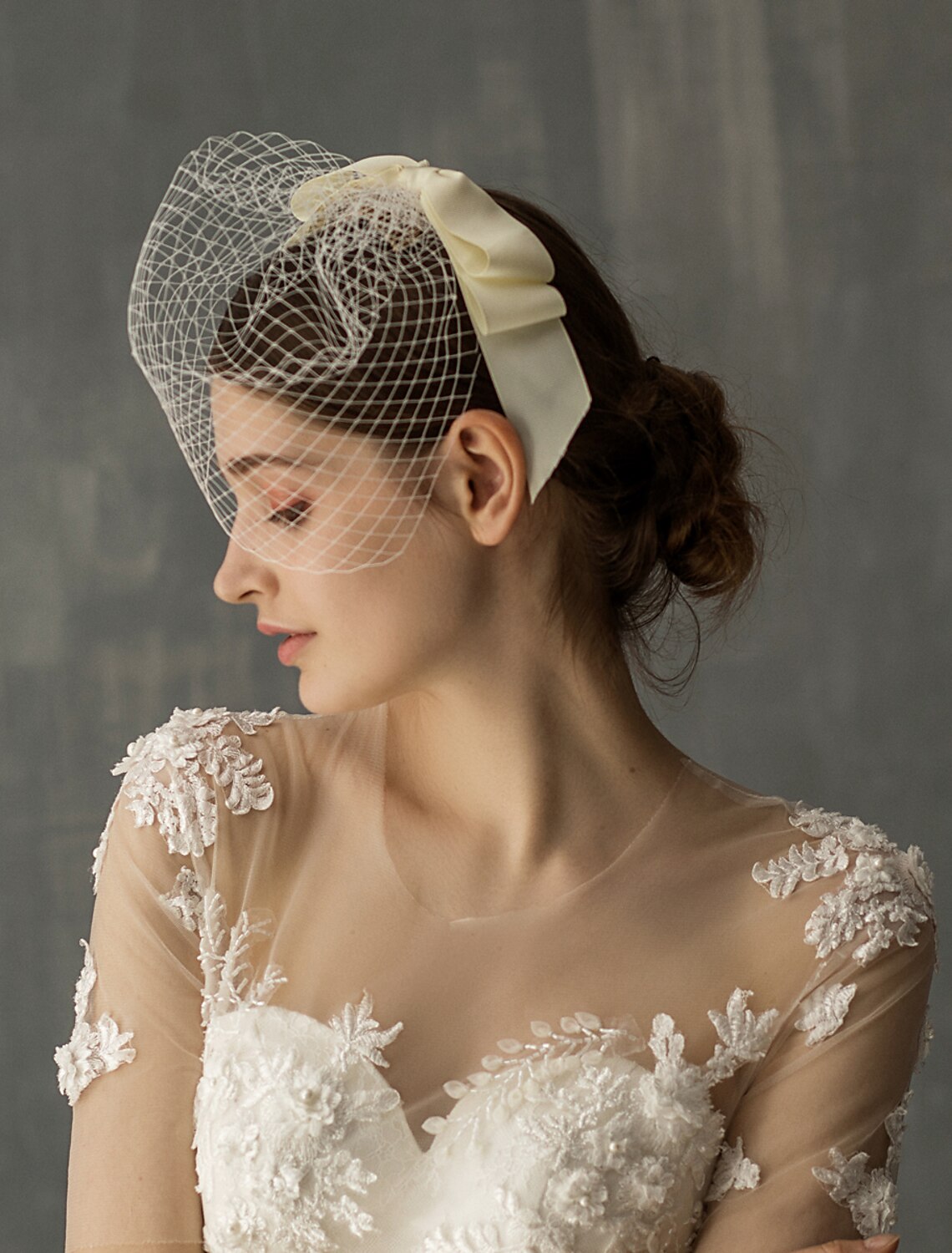 One-tier Stylish Wedding Veil Blusher Veils / Birdcage Veils with Ribb ...