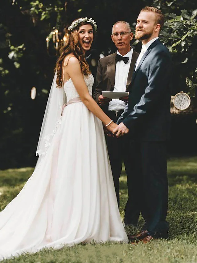 Wedding Dresses Spaghetti Strap Court Train Lace Tulle Sleeveless Coun ...